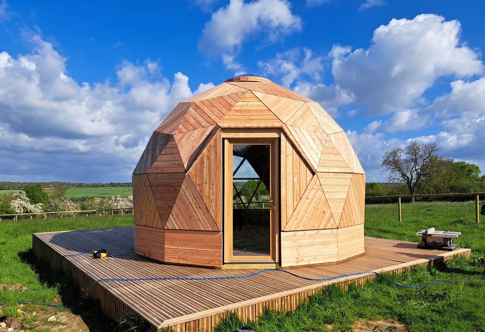 Dômes géodésiques – Xyloma Construction Bois