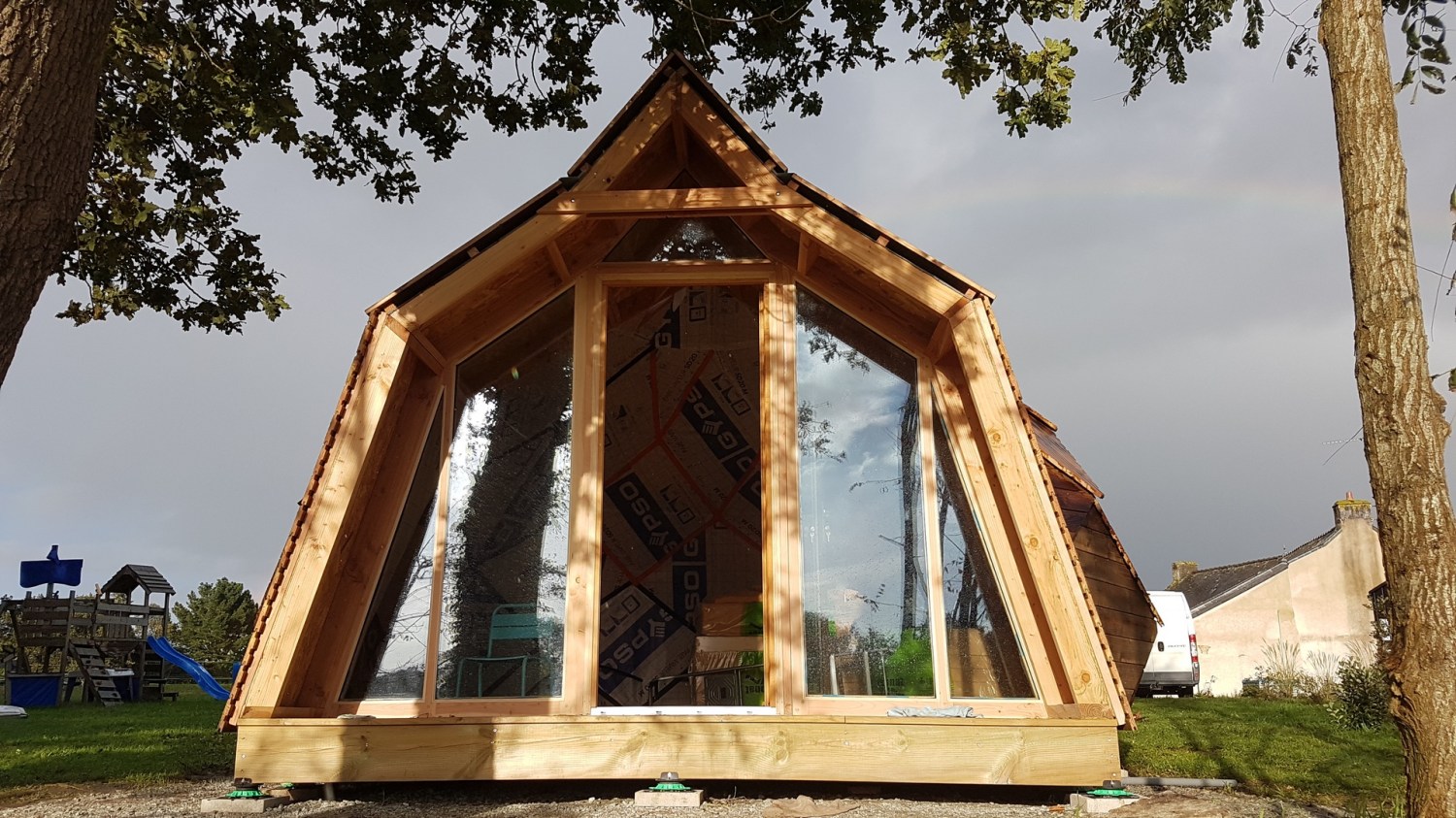 Zomes – Xyloma Construction Bois : charpente créative, structures ...