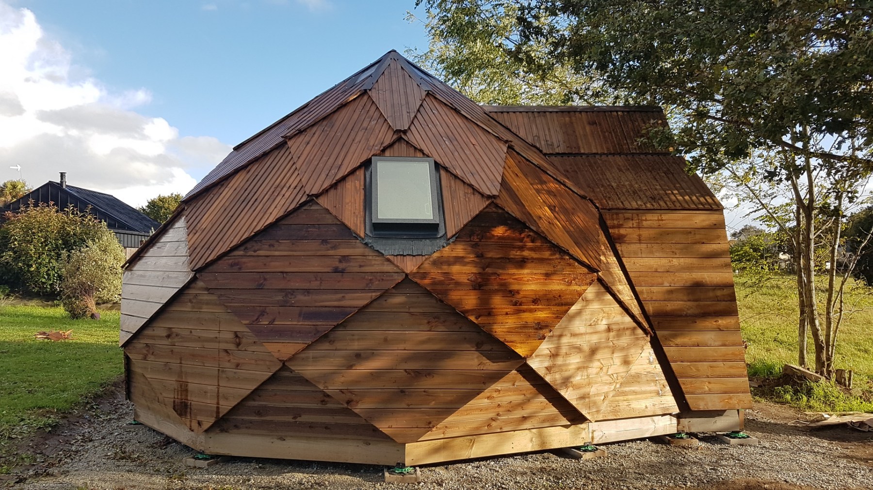 Zomes – Xyloma Construction Bois : charpente créative, structures ...