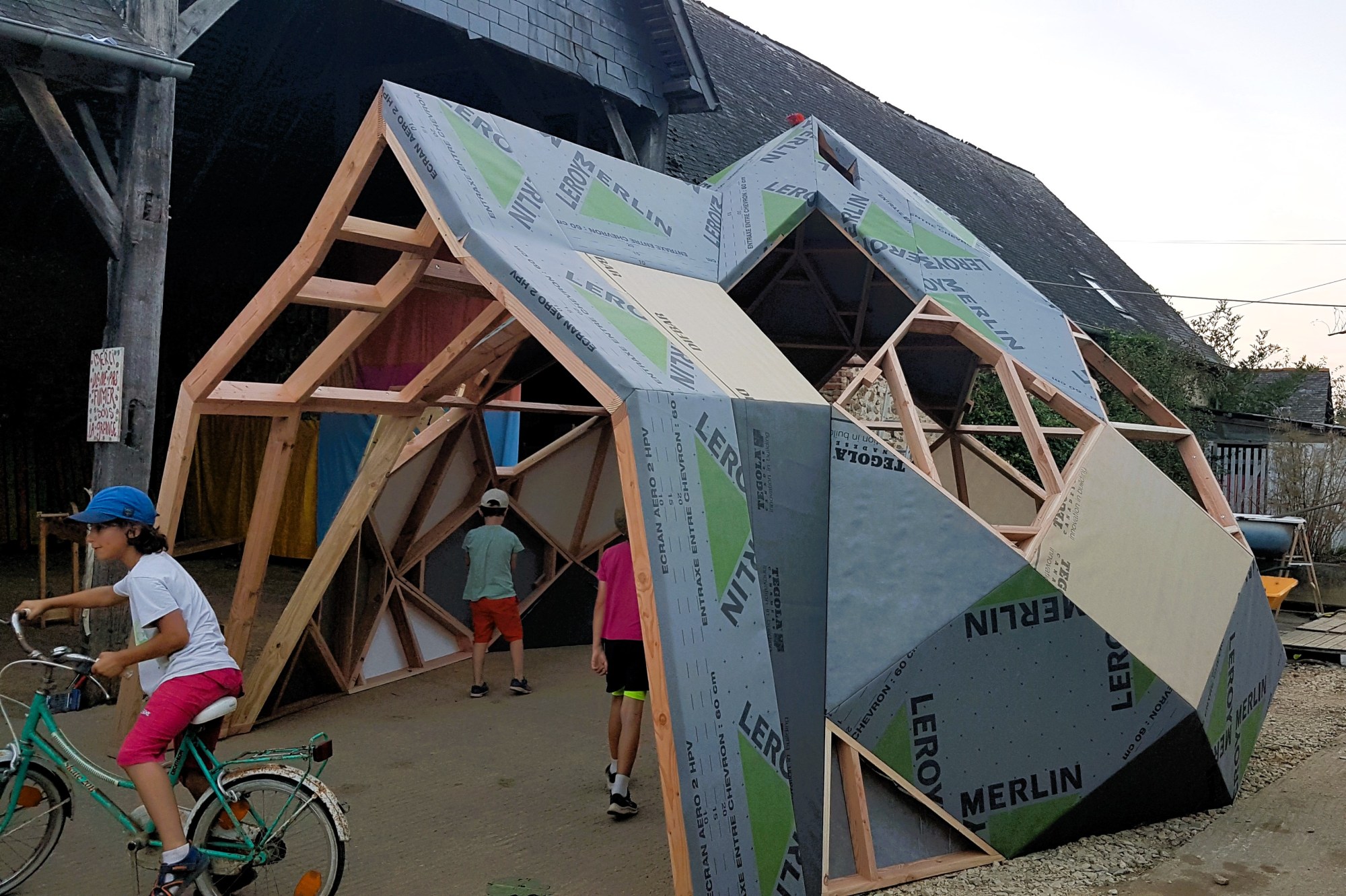 Zomes – Xyloma Construction Bois