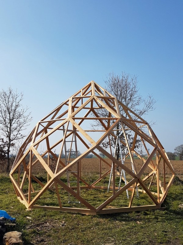 Zomes – Xyloma Construction Bois : charpente créative, structures ...