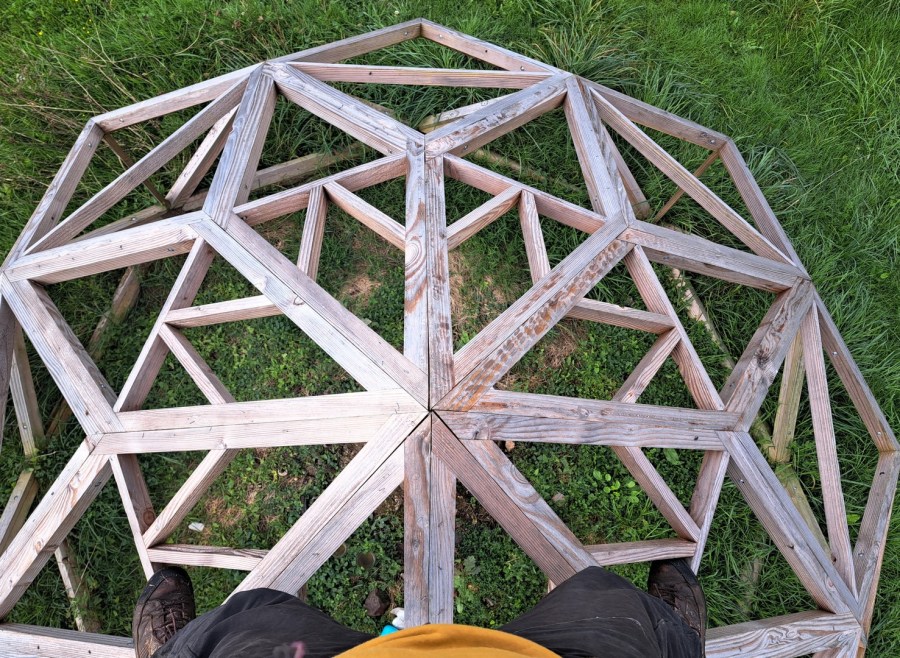 Zomes – Xyloma Construction Bois : charpente créative, structures ...